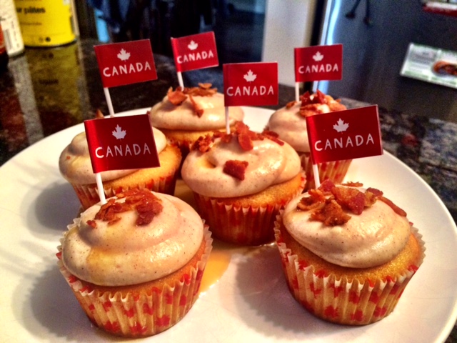Maple Bacon Cupcakes – Meeesh's Kitchen