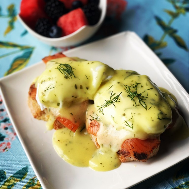 Smoked Salmon Eggs Benedict – Meeesh's Kitchen